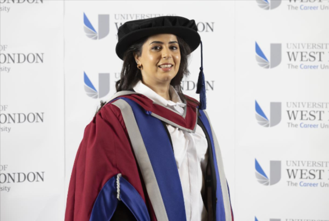 Dipna Anand gets brilliant honorary doctorate - EALING.NEWS - The Voice ...