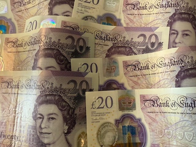 London’s wage gap hits Ealing - EALING.NEWS - The Voice of Ealing's 7 ...